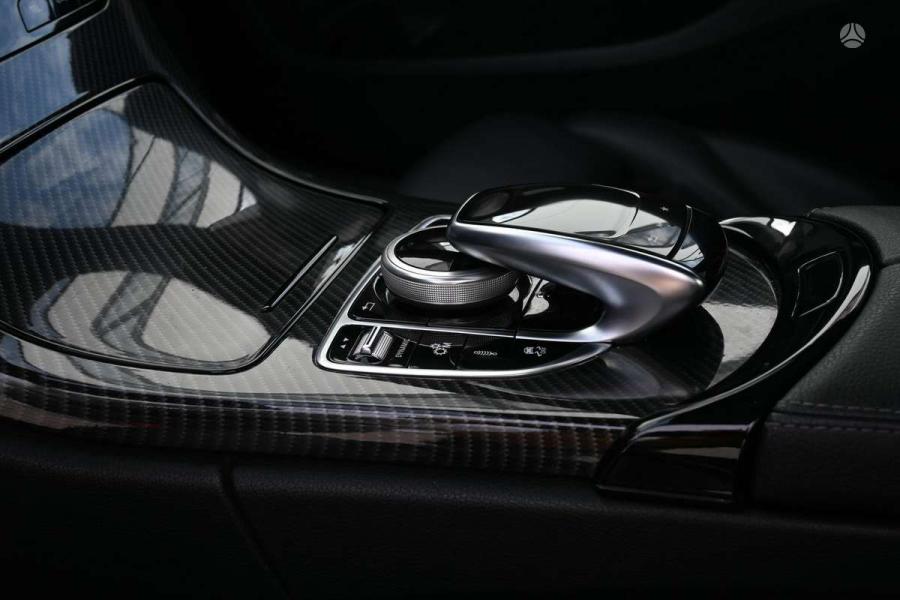 Серый Мерседес C43 AMG 2018 в Кретинга, объемом двигателя 3.00 л и пробегом 97 тыс. км за 23999 €, фото 25 на AUTOMOTO.COM.LV