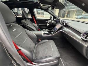 Серый Мерседес C43 AMG 2023 в Вильнюс, объемом двигателя 1.99 л и пробегом 28 тыс. км за 55800 €, фото 29 на AUTOMOTO.COM.LV