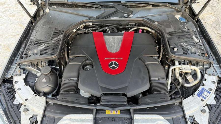 Pelēks Mercedes-Benz C43 AMG 2017 Viļņa, ar dzinēja tilpumu 3.00 L un nobraukumu 201 tūkst. km par 21000 €, foto 7 vietnē AUTOMOTO.COM.LV