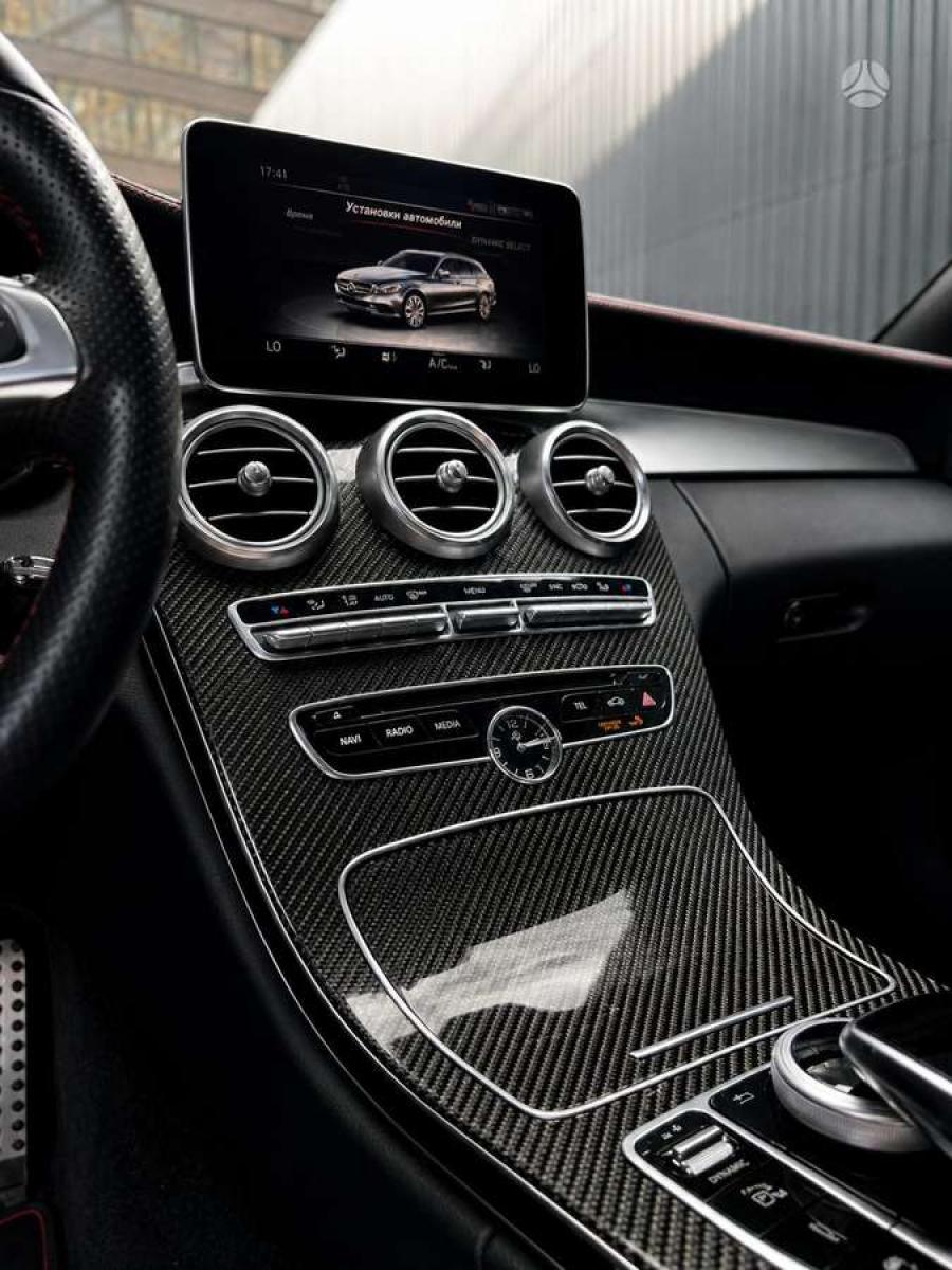 Pelēks Mercedes-Benz C43 AMG 2017 Viļņa, ar dzinēja tilpumu 3.00 L un nobraukumu 86 tūkst. km par 25500 €, foto 9 vietnē AUTOMOTO.COM.LV