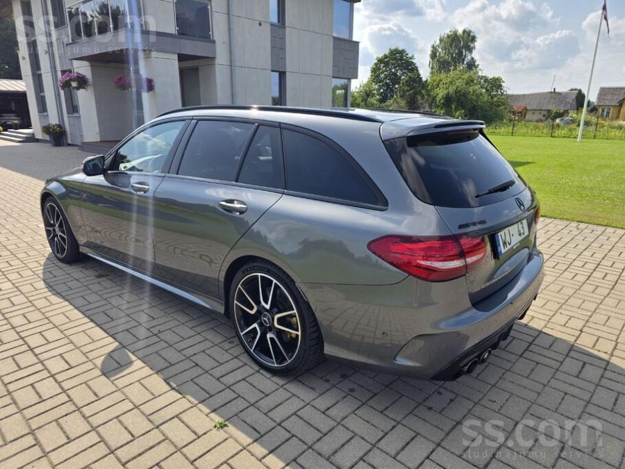 Серый Мерседес C43 AMG 2017 в Екабпилс, объемом двигателя 3.00 л и пробегом 114 тыс. км за 22200 €, фото 4 на AUTOMOTO.COM.LV