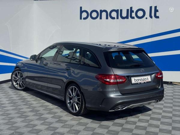Grey Mercedes-Benz C43 AMG 2017 in Kaunas, with an engine capacity of 3.00 L and mileage of 200 thousand km for 21850 €, photo 5 on AUTOMOTO.COM.LV