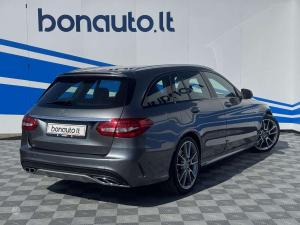 Grey Mercedes-Benz C43 AMG 2017 in Kaunas, with an engine capacity of 3.00 L and mileage of 200 thousand km for 21850 €, photo 7 on AUTOMOTO.COM.LV