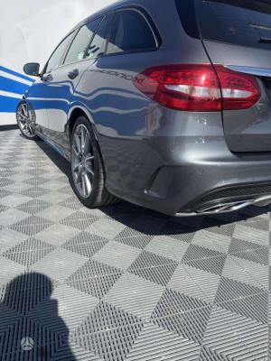 Grey Mercedes-Benz C43 AMG 2017 in Kaunas, with an engine capacity of 3.00 L and mileage of 200 thousand km for 21850 €, photo 8 on AUTOMOTO.COM.LV