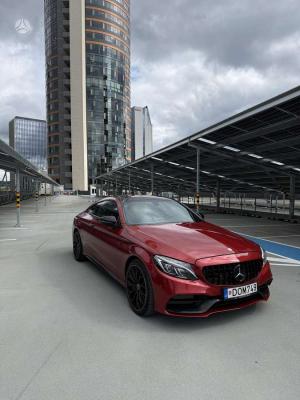 Красный Мерседес C43 AMG 2017 в Вильнюс, объемом двигателя 3.00 л и пробегом 76 тыс. км за 27999 €, фото 3 на AUTOMOTO.COM.LV