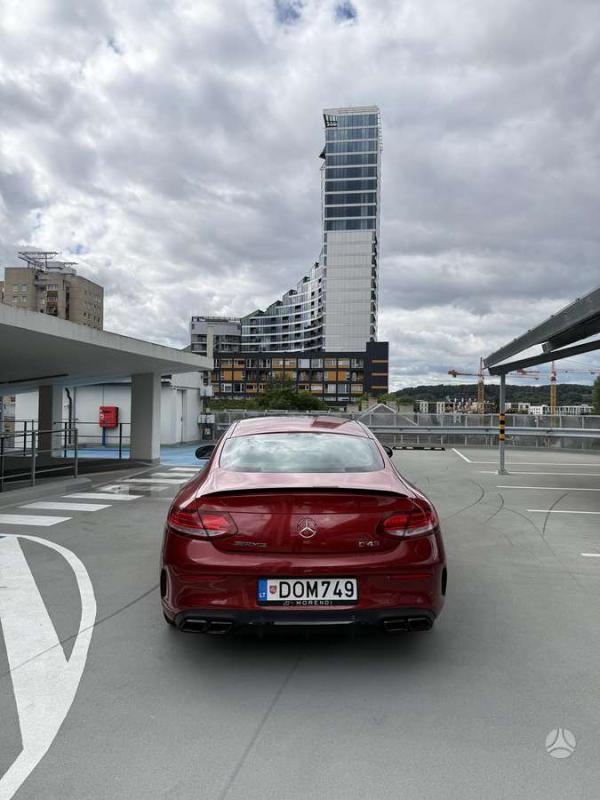 Мерседес C43 AMG 2017 в Вильнюс на AUTOMOTO.COM.LV Красный Мерседес C43 AMG 2017 в Вильнюс, объемом двигателя 3.00 л и пробегом 76 тыс. км за 27999 €, фото 5 на AUTOMOTO.COM.LV