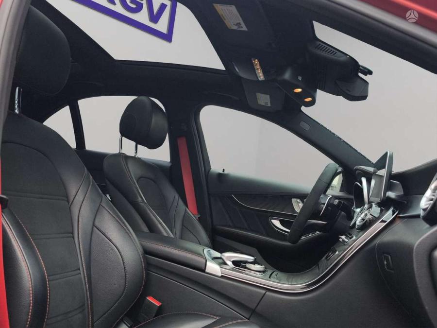 Красный Мерседес C43 AMG 2016 в Вильнюс, объемом двигателя 3.00 л и пробегом 159 тыс. км за 23499 €, фото 10 на AUTOMOTO.COM.LV