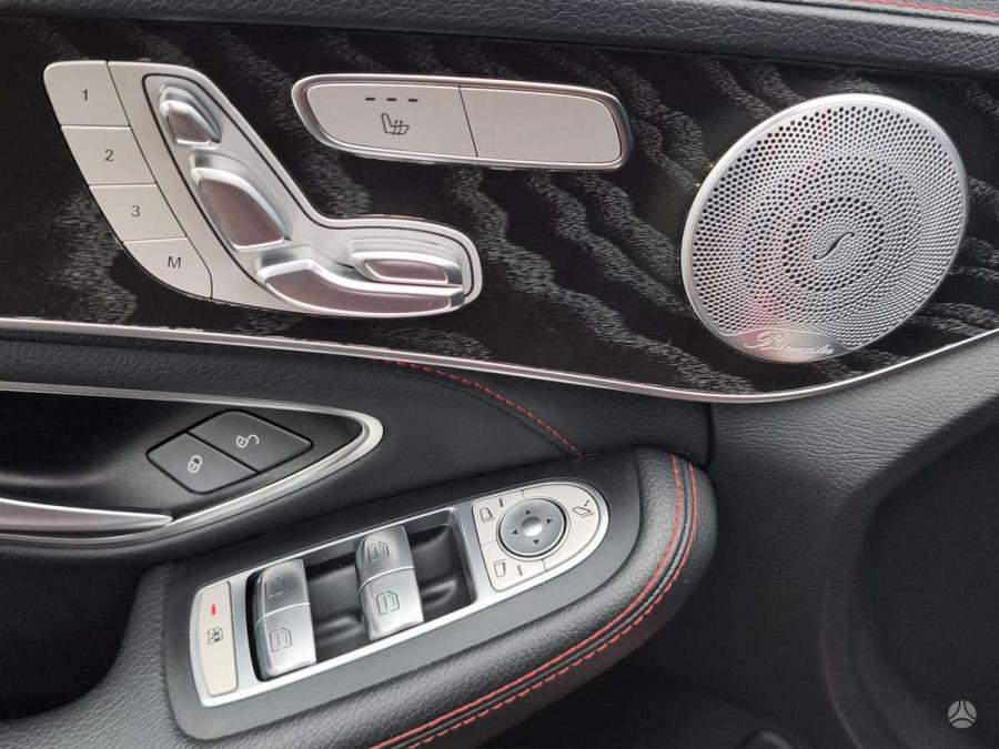 Красный Мерседес C43 AMG 2016 в Вильнюс, объемом двигателя 3.00 л и пробегом 159 тыс. км за 23499 €, фото 16 на AUTOMOTO.COM.LV