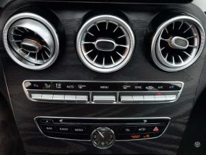 Красный Мерседес C43 AMG 2016 в Вильнюс, объемом двигателя 3.00 л и пробегом 159 тыс. км за 23499 €, фото 20 на AUTOMOTO.COM.LV