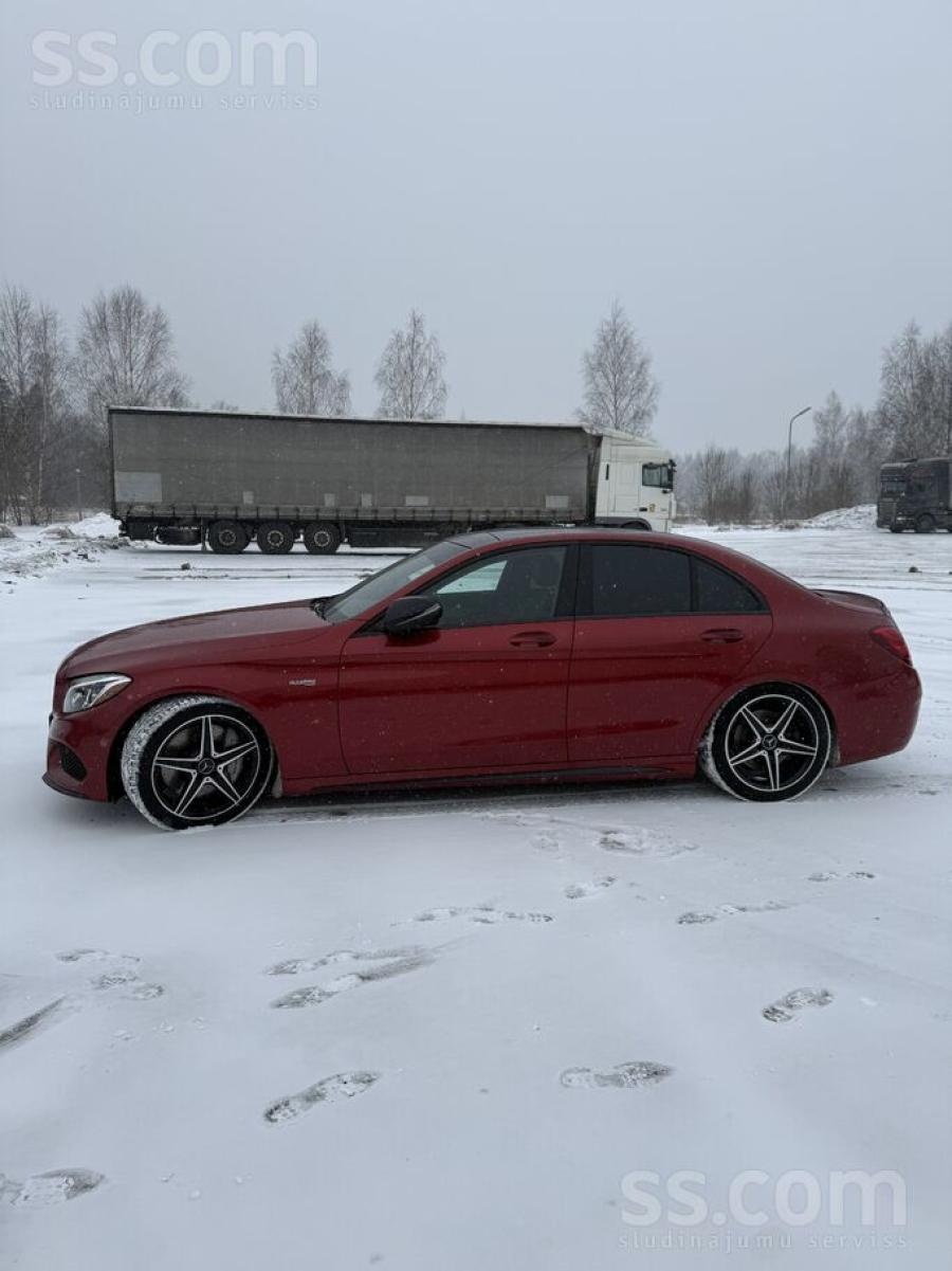Sarkans Mercedes-Benz C43 AMG 2017 Rīga, ar dzinēja tilpumu 3.00 L un nobraukumu 91 tūkst. km par 25900 €, foto 4 vietnē AUTOMOTO.COM.LV