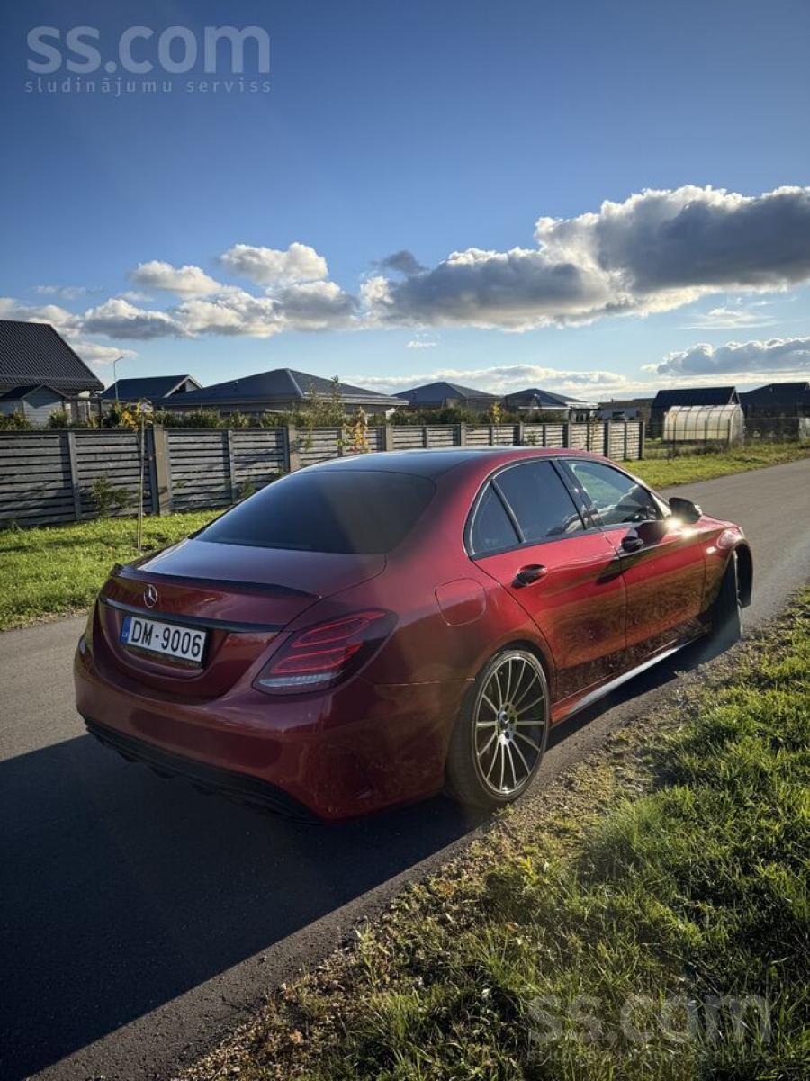 Sarkans Mercedes-Benz C43 AMG 2017 Rīga, ar dzinēja tilpumu 3.00 L un nobraukumu 91 tūkst. km par 25900 €, foto 13 vietnē AUTOMOTO.COM.LV