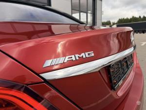 Red Mercedes-Benz C43 AMG 2020 in Vilnius, with an engine capacity of 3.00 L and mileage of 58 thousand km for 33500 €, photo 6 on AUTOMOTO.COM.LV