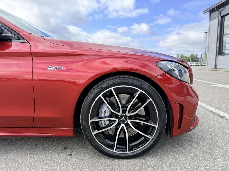 Red Mercedes-Benz C43 AMG 2020 in Vilnius, with an engine capacity of 3.00 L and mileage of 58 thousand km for 33500 €, photo 11 on AUTOMOTO.COM.LV