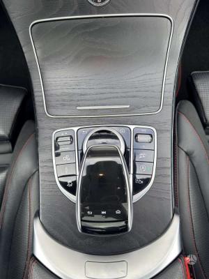 Red Mercedes-Benz C43 AMG 2020 in Vilnius, with an engine capacity of 3.00 L and mileage of 58 thousand km for 33500 €, photo 17 on AUTOMOTO.COM.LV