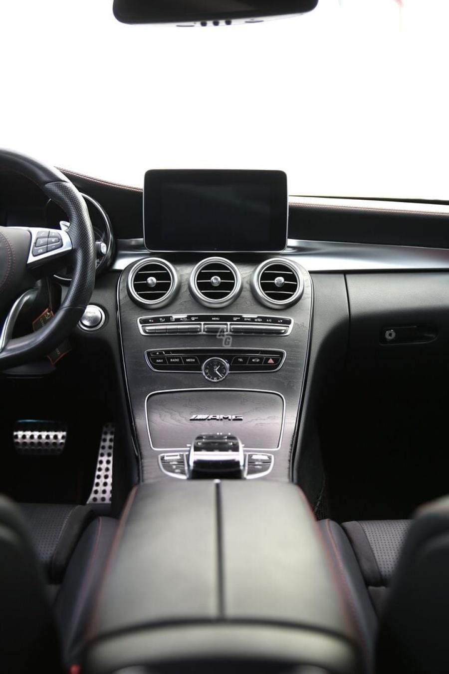 Мерседес C43 AMG 2017 в Вильнюс, объемом двигателя 3.00 л и пробегом 153 тыс. км за 27500 €, фото 16 на AUTOMOTO.COM.LV