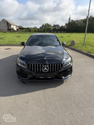 Mercedes-Benz C43 AMG 2021 Viļņa, ar dzinēja tilpumu 3.00 L un nobraukumu 62 tūkst. km par 32000 €, foto 4 vietnē AUTOMOTO.COM.LV