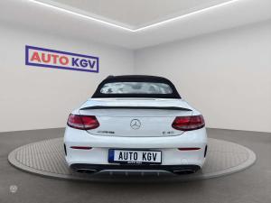 White Mercedes-Benz C43 AMG 2017 in Kaunas, with an engine capacity of 3.00 L and mileage of 64 thousand km for 29999 €, photo 5 on AUTOMOTO.COM.LV