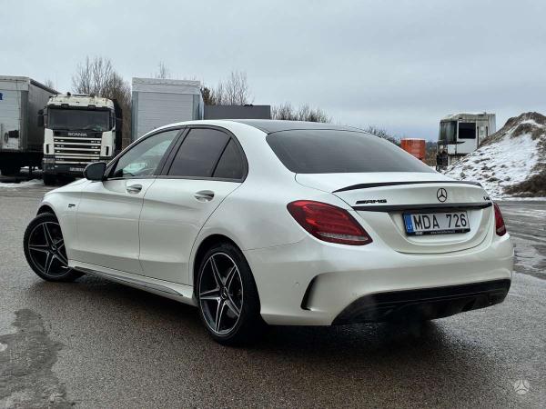 White Mercedes-Benz C43 AMG 2017 in Vilnius, with an engine capacity of 3.00 L and mileage of 151 thousand km for 23900 €, photo 3 on AUTOMOTO.COM.LV
