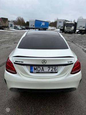 Белый Мерседес C43 AMG 2017 в Вильнюс, объемом двигателя 3.00 л и пробегом 151 тыс. км за 23900 €, фото 6 на AUTOMOTO.COM.LV