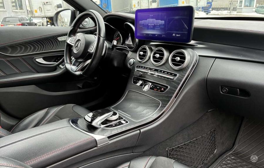 Белый Мерседес C43 AMG 2017 в Вильнюс, объемом двигателя 3.00 л и пробегом 151 тыс. км за 23900 €, фото 23 на AUTOMOTO.COM.LV