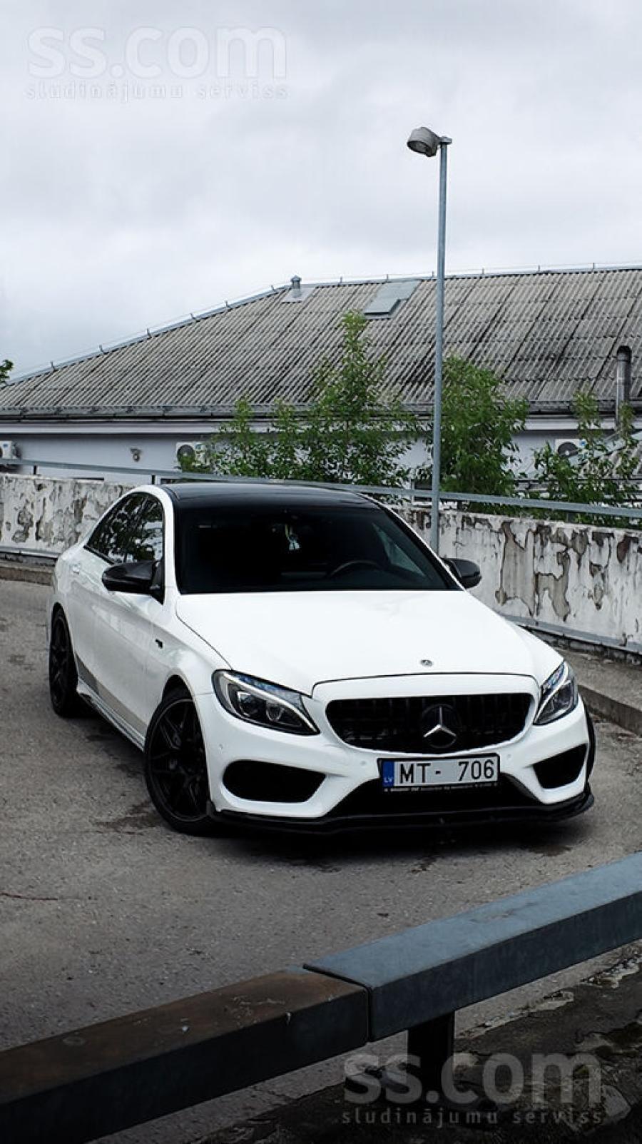 Белый Мерседес C43 AMG 2017 в Рига, объемом двигателя 3.00 л и пробегом 150 тыс. км за 26000 €, фото 3 на AUTOMOTO.COM.LV