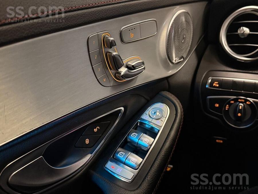 Белый Мерседес C43 AMG 2017 в Рига, объемом двигателя 3.00 л и пробегом 150 тыс. км за 26000 €, фото 6 на AUTOMOTO.COM.LV