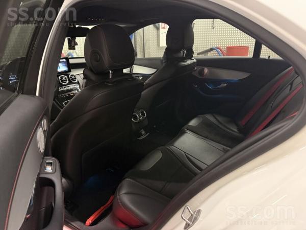 Белый Мерседес C43 AMG 2017 в Рига, объемом двигателя 3.00 л и пробегом 150 тыс. км за 26000 €, фото 8 на AUTOMOTO.COM.LV