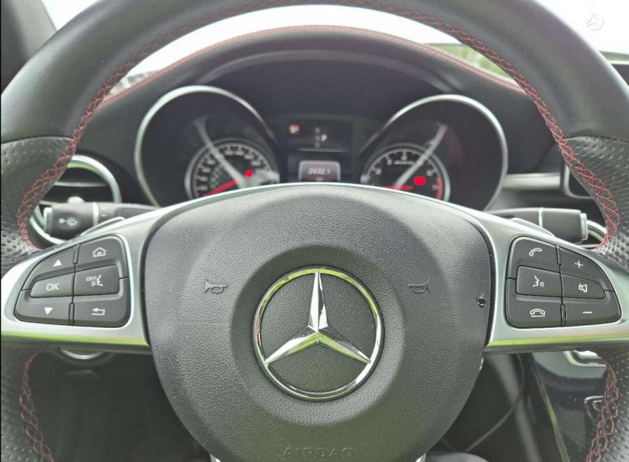 Белый Мерседес C43 AMG 2017 в Клайпеда, объемом двигателя 3.00 л и пробегом 102 тыс. км за 13600 €, фото 11 на AUTOMOTO.COM.LV