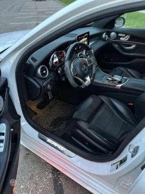 Белый Мерседес C43 AMG 2017 в Вильнюс, объемом двигателя 3.00 л и пробегом 139 тыс. км за 22500 €, фото 12 на AUTOMOTO.COM.LV