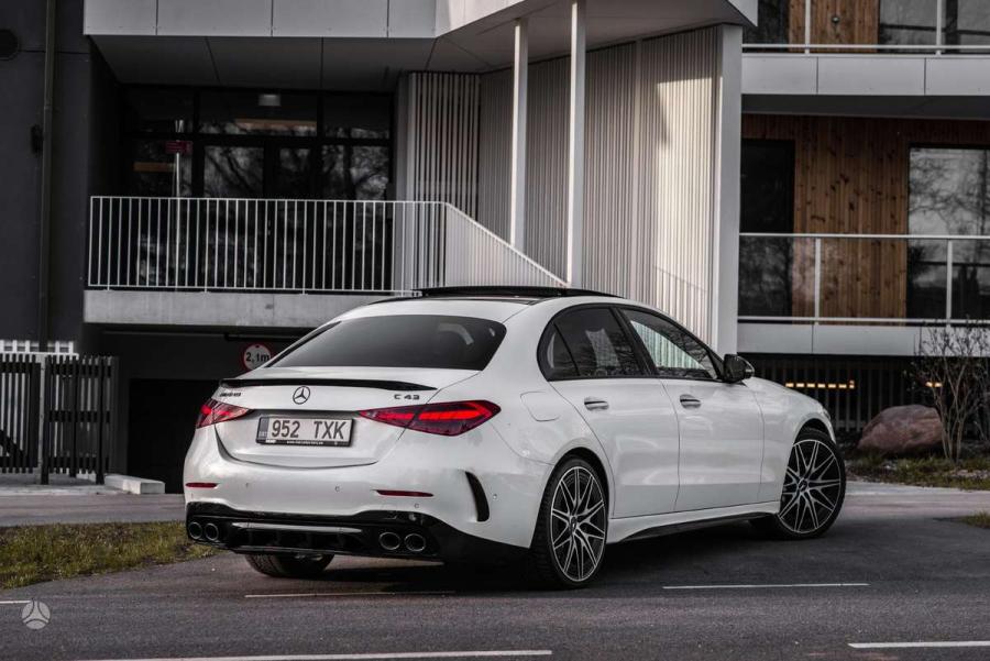 White Mercedes-Benz C43 AMG 2023 in Tallinn, with an engine capacity of 2.00 L and mileage of 25 thousand km for 69990 €, photo 7 on AUTOMOTO.COM.LV