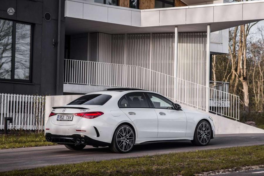 White Mercedes-Benz C43 AMG 2023 in Tallinn, with an engine capacity of 2.00 L and mileage of 25 thousand km for 69990 €, photo 8 on AUTOMOTO.COM.LV