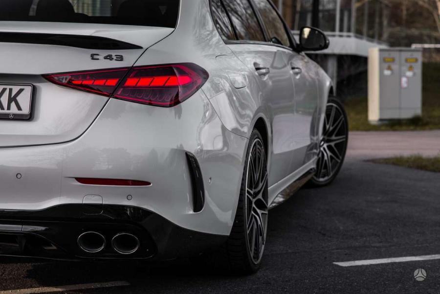 White Mercedes-Benz C43 AMG 2023 in Tallinn, with an engine capacity of 2.00 L and mileage of 25 thousand km for 69990 €, photo 14 on AUTOMOTO.COM.LV