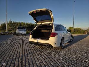 Белый Мерседес C43 AMG 2017 в Каунас, объемом двигателя 3.00 л и пробегом 147 тыс. км за 22990 €, фото 16 на AUTOMOTO.COM.LV