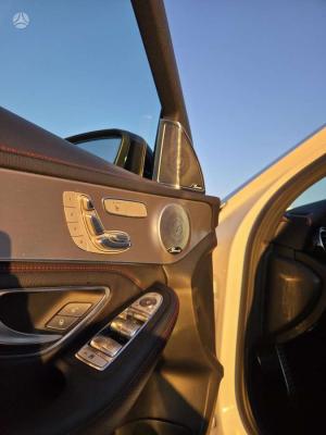Белый Мерседес C43 AMG 2017 в Каунас, объемом двигателя 3.00 л и пробегом 147 тыс. км за 22990 €, фото 32 на AUTOMOTO.COM.LV