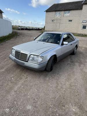 Grey Mercedes-Benz CE 220 1993 in Marijampole, with an engine capacity of 2.20 L and mileage of 371 thousand km for 3100 €, photo  on AUTOMOTO.COM.LV