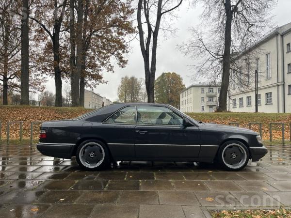 Grey Mercedes-Benz CE 220 1994 in Rezekne, with an engine capacity of 2.20 L and mileage of 446 thousand km for 7000 €, photo 1 on AUTOMOTO.COM.LV