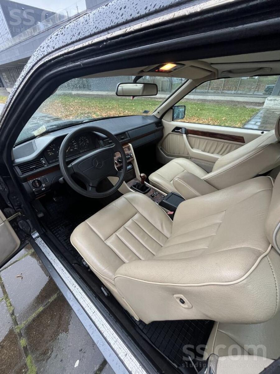 Pelēks Mercedes-Benz CE 220 1994 Rēzekne, ar dzinēja tilpumu 2.20 L un nobraukumu 446 tūkst. km par 7000 €, foto 4 vietnē AUTOMOTO.COM.LV