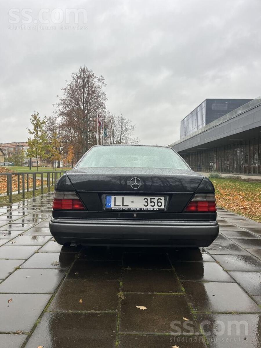 Pelēks Mercedes-Benz CE 220 1994 Rēzekne, ar dzinēja tilpumu 2.20 L un nobraukumu 446 tūkst. km par 7000 €, foto 12 vietnē AUTOMOTO.COM.LV