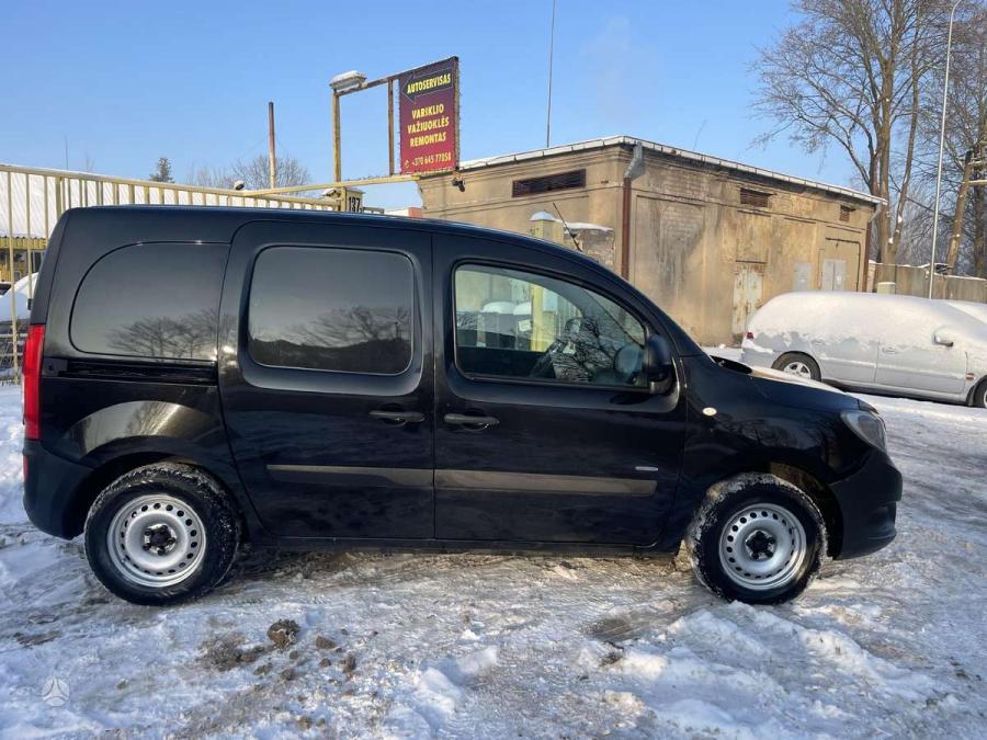 Melns Mercedes-Benz Citan 2014 Šauļi, ar dzinēja tilpumu 1.46 L un nobraukumu 187 tūkst. km par 3950 €, foto 2 vietnē AUTOMOTO.COM.LV