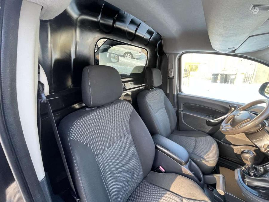 Melns Mercedes-Benz Citan 2014 Šauļi, ar dzinēja tilpumu 1.46 L un nobraukumu 187 tūkst. km par 3950 €, foto 10 vietnē AUTOMOTO.COM.LV