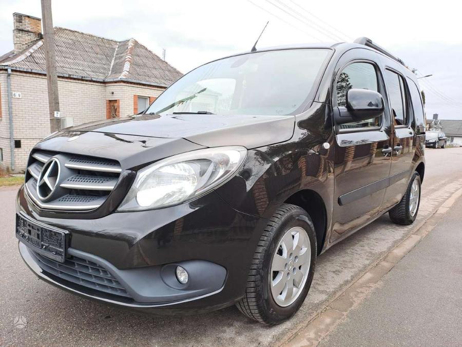 Black Mercedes-Benz Citan 2014 in Prienai, with an engine capacity of 1.46 L and mileage of 284 thousand km for 7200 €, photo 1 on AUTOMOTO.COM.LV