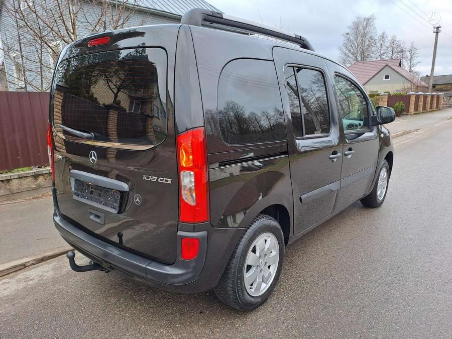 Black Mercedes-Benz Citan 2014 in Prienai, with an engine capacity of 1.46 L and mileage of 284 thousand km for 7200 €, photo 4 on AUTOMOTO.COM.LV