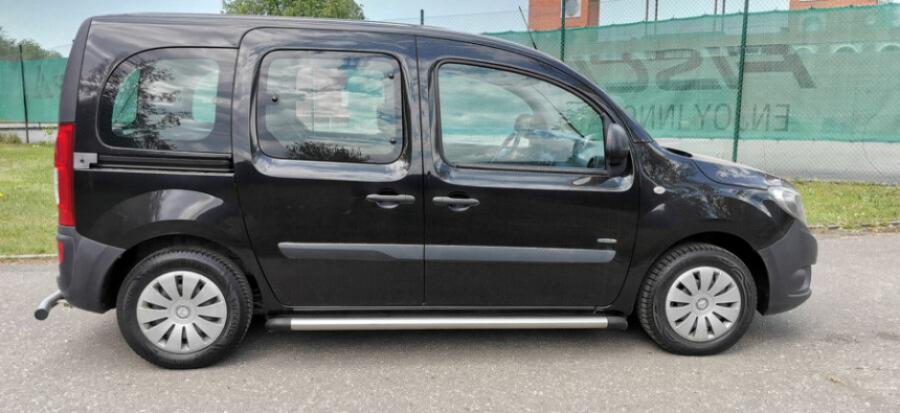 Black Mercedes-Benz Citan 2015 in Riga, with an engine capacity of 1.50 L and mileage of 190 thousand km for 6750 €, photo 5 on AUTOMOTO.COM.LV