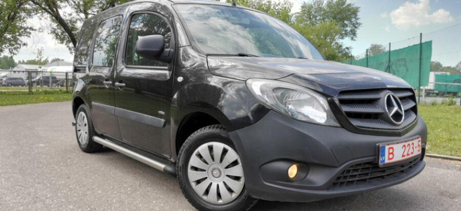 Black Mercedes-Benz Citan 2015 in Riga, with an engine capacity of 1.50 L and mileage of 190 thousand km for 6750 €, photo 7 on AUTOMOTO.COM.LV