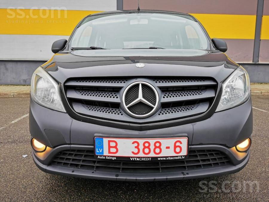 Black Mercedes-Benz Citan 2016 in Riga, with an engine capacity of 1.50 L and mileage of 210 thousand km for 5950 €, photo 9 on AUTOMOTO.COM.LV