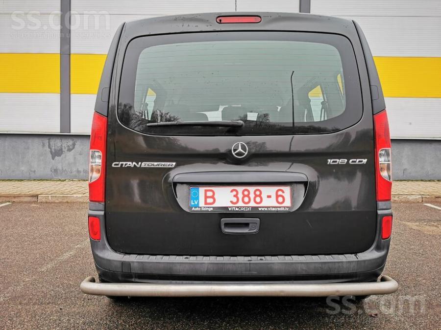 Black Mercedes-Benz Citan 2016 in Riga, with an engine capacity of 1.50 L and mileage of 210 thousand km for 5950 €, photo 10 on AUTOMOTO.COM.LV