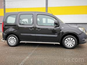 Black Mercedes-Benz Citan 2016 in Riga, with an engine capacity of 1.50 L and mileage of 210 thousand km for 5950 €, photo 15 on AUTOMOTO.COM.LV
