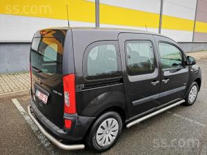 Black Mercedes-Benz Citan 2016 in Riga, with an engine capacity of 1.50 L and mileage of 210 thousand km for 5950 €, photo 17 on AUTOMOTO.COM.LV