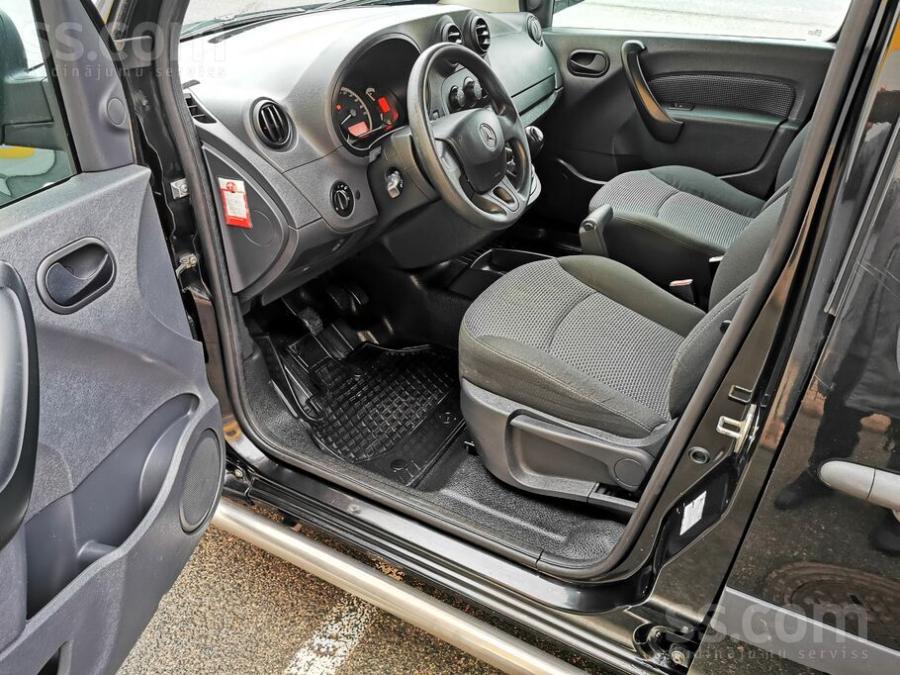 Black Mercedes-Benz Citan 2016 in Riga, with an engine capacity of 1.50 L and mileage of 210 thousand km for 5950 €, photo 31 on AUTOMOTO.COM.LV