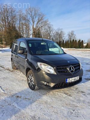Melns Mercedes-Benz Citan 2014 Dobele, ar dzinēja tilpumu 1.50 L un nobraukumu 188 tūkst. km par 5150 €, foto  vietnē AUTOMOTO.COM.LV